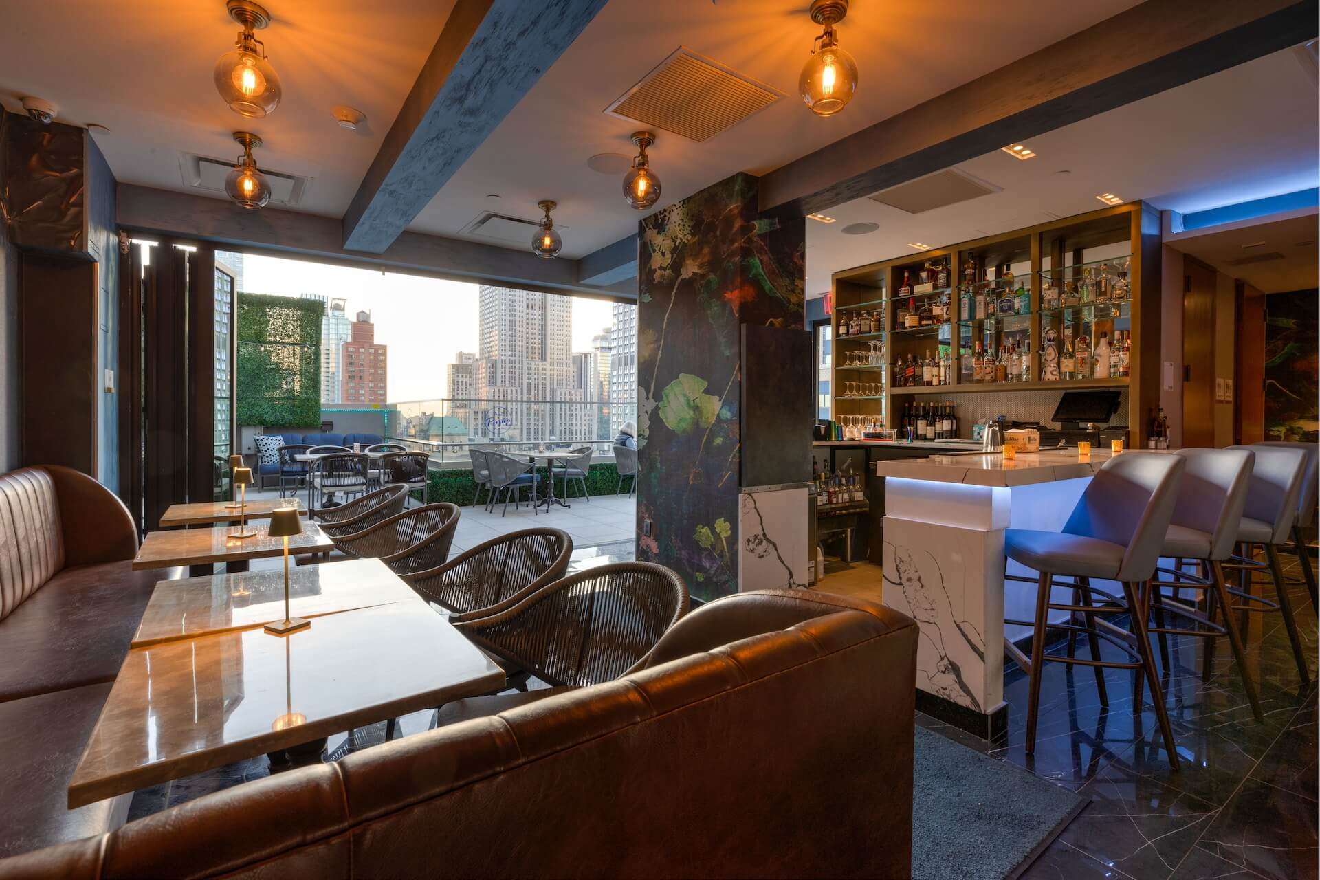 A to Z Rooftop – 360-Degree View of Manhattan Skyscrapers